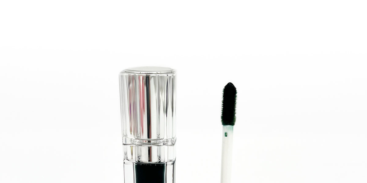 Dark Green Lip Stain – Sunset Makeup