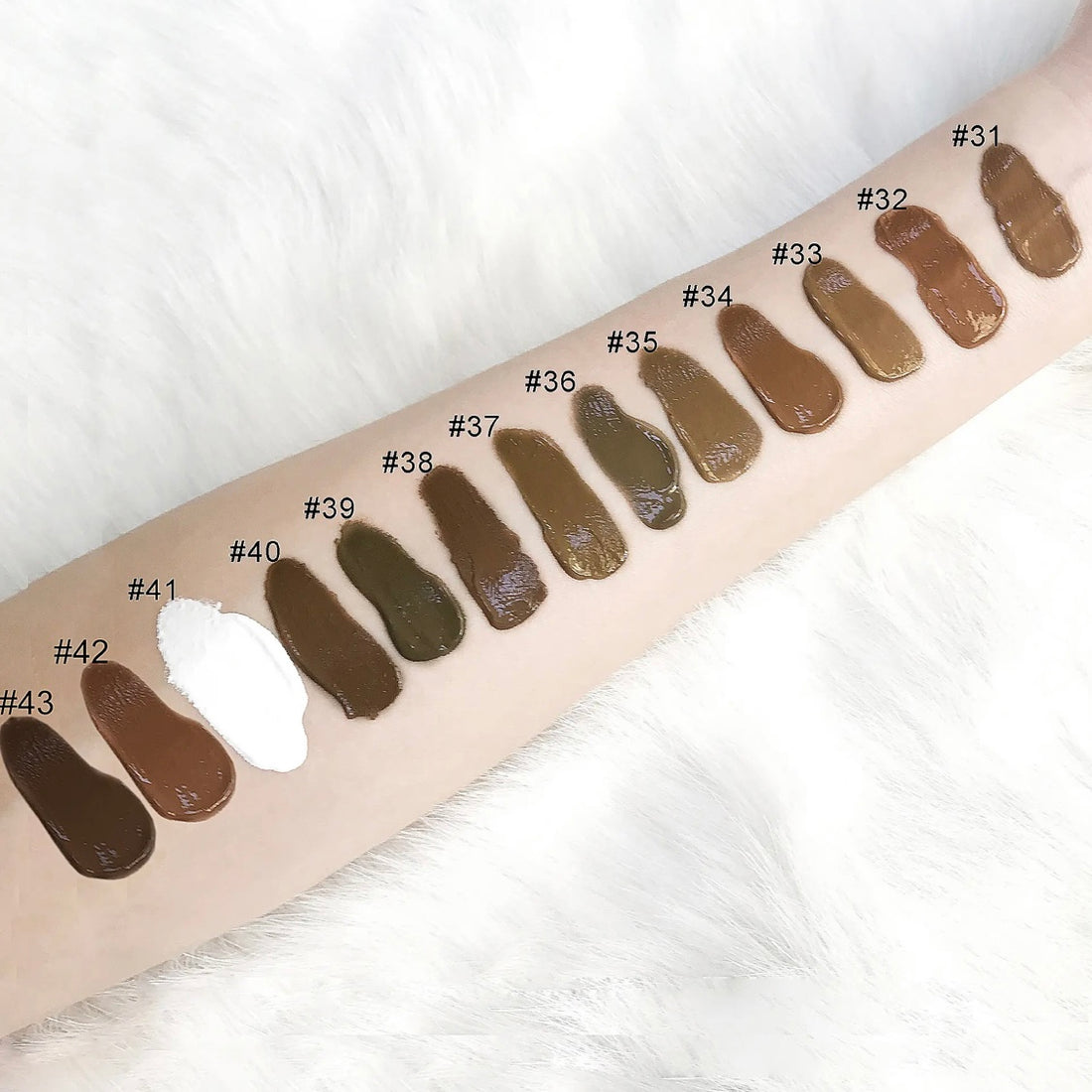 Liquid Foundation – Sunset Makeup